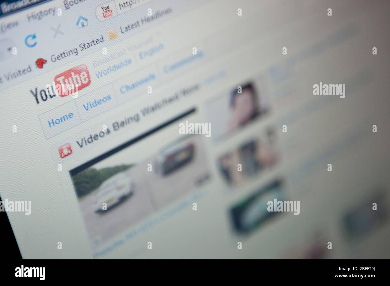 Illustrative image of the YouTube video website Stock Photo - Alamy
