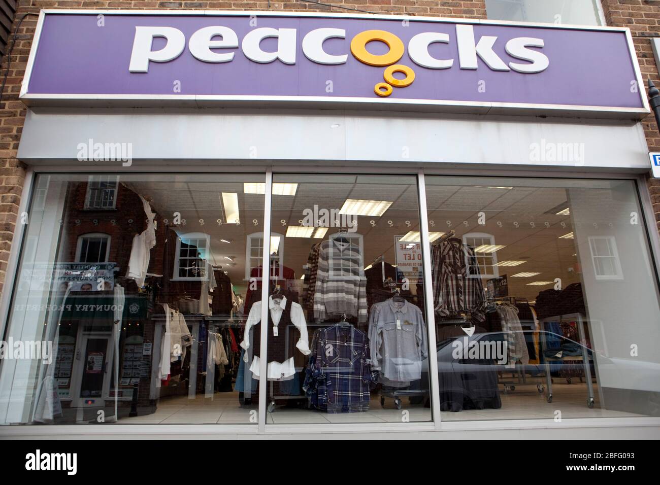 Peacocks clothing hi-res stock photography and images - Alamy