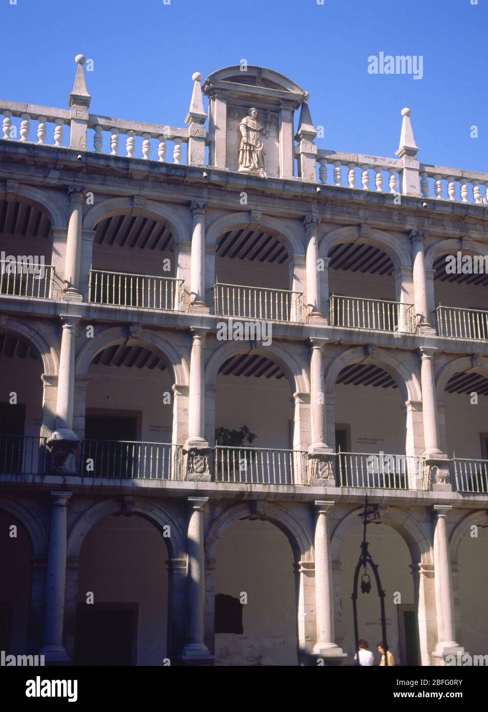 Courtyard of st thomas of villanova hi-res stock photography and images ...