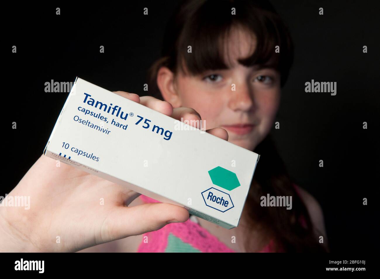 Illustrative image tamiflu 75mg capsules hi-res stock photography and ...