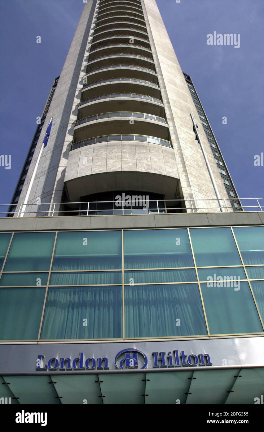Picture shows the Hilton Hotel on Park Lane, Central London Stock Photo ...