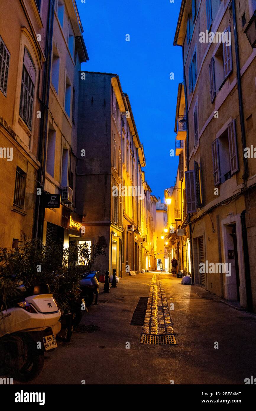 A dark alley at night in Marseille, France Stock Photo - Alamy