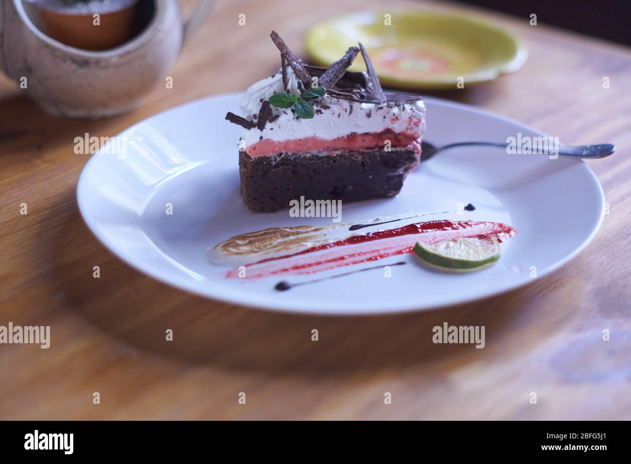 Marquise cake hi-res stock photography and images - Alamy