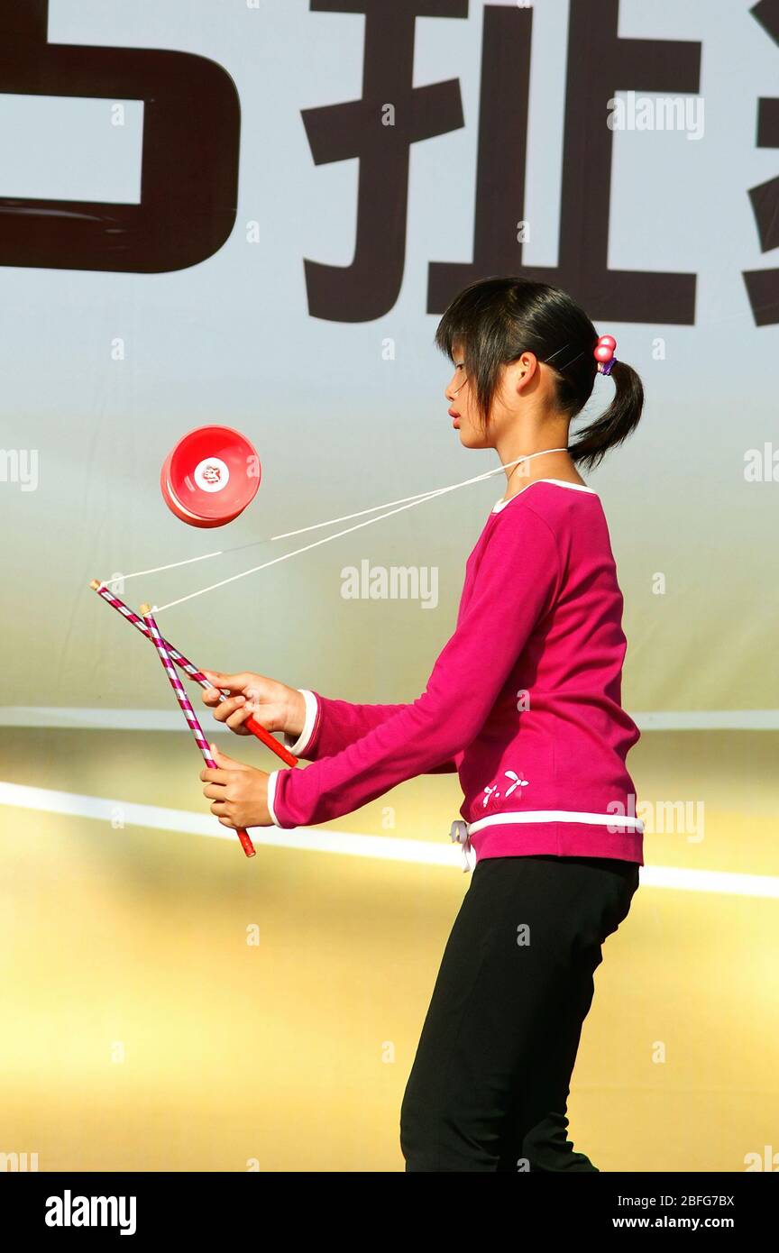 Taipei, APR 30, 2005 - Child peformance of the Super Diabolo ...