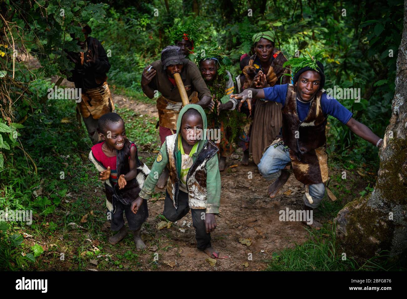 Uganda pygmies hi-res stock photography and images - Alamy