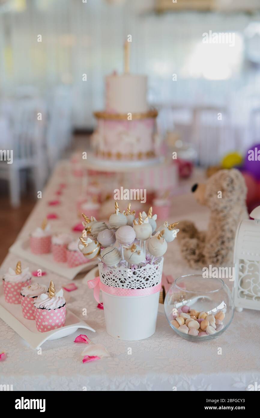 A beautiful big cake for a special event. Sweet table for special party ...