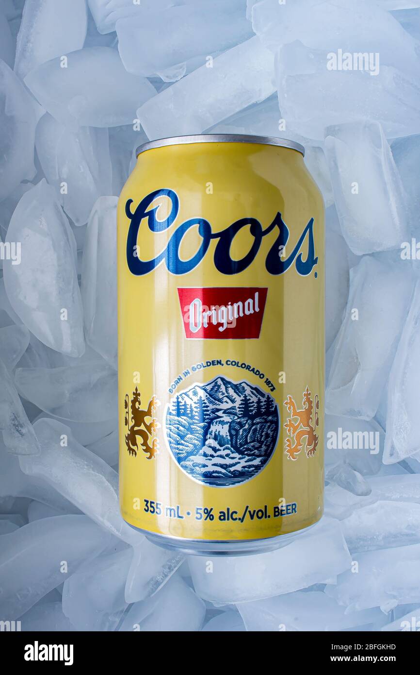 Coors beer can hi-res stock photography and images - Alamy