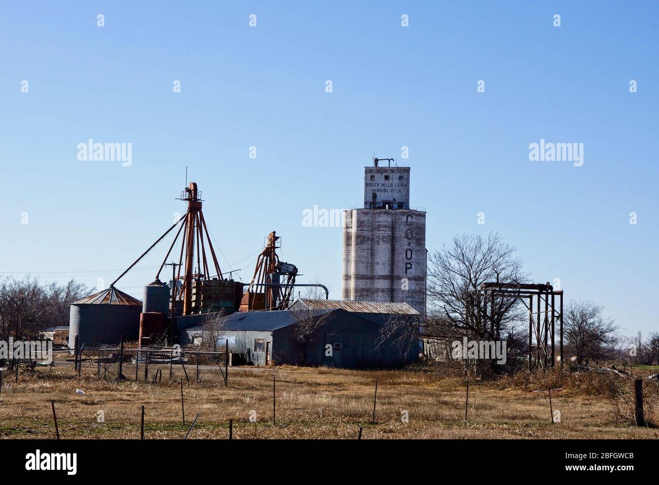 Silo in oklahoma usa hi-res stock photography and images - Alamy