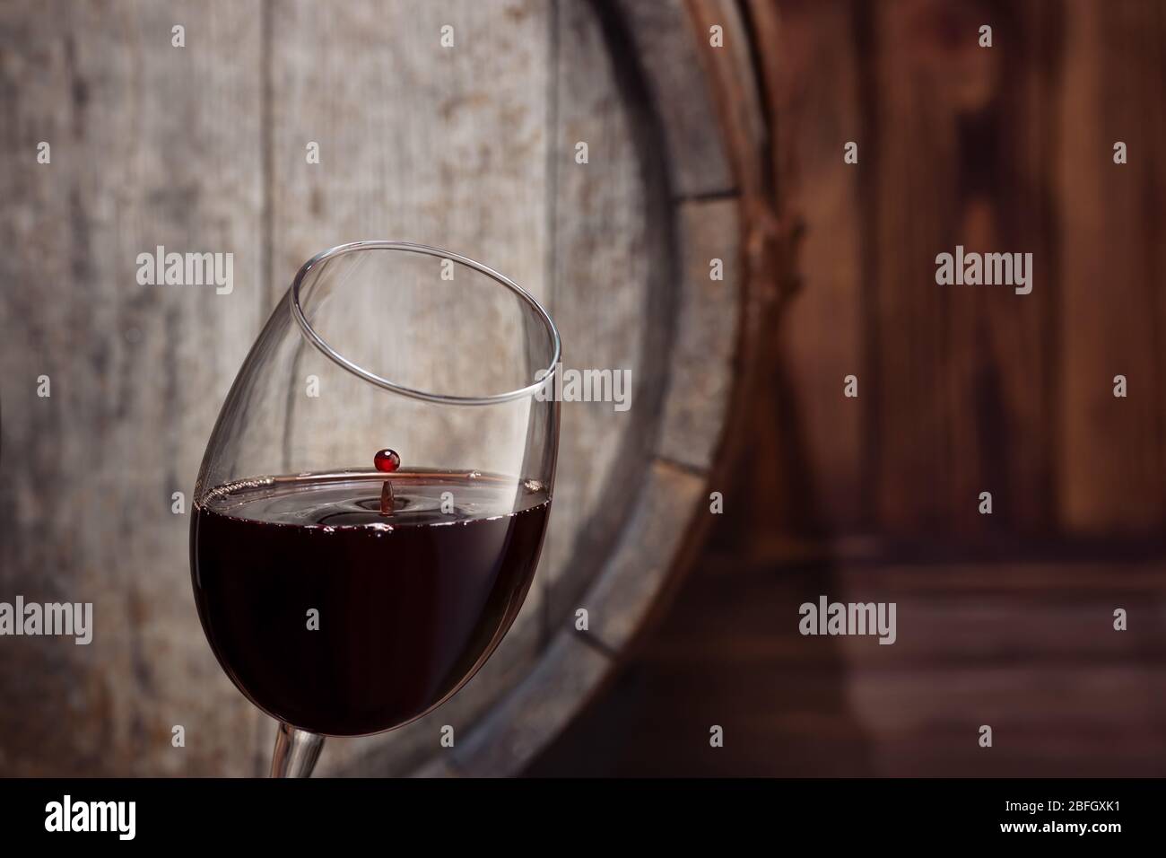 red wine in glass Stock Photo - Alamy