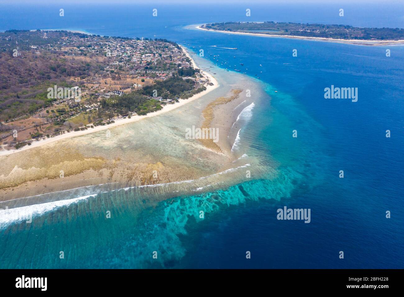 Aerial fringing hi-res stock photography and images - Alamy