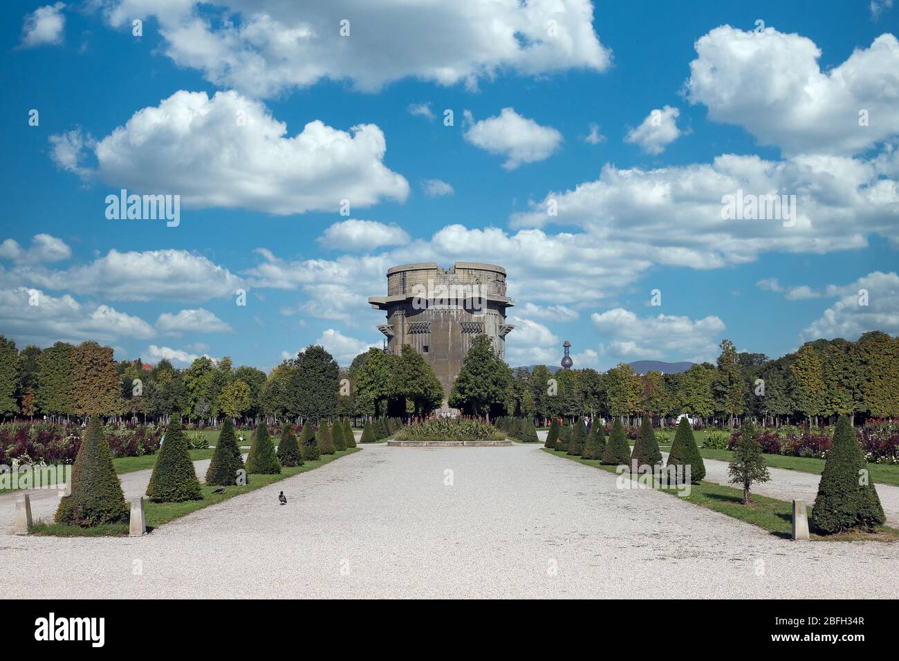 Aircraft flak tower hi-res stock photography and images - Alamy