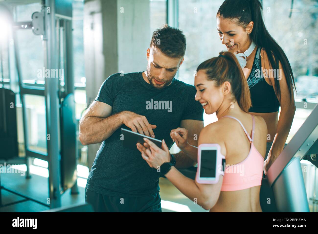 Indoor explaining hi-res stock photography and images - Alamy