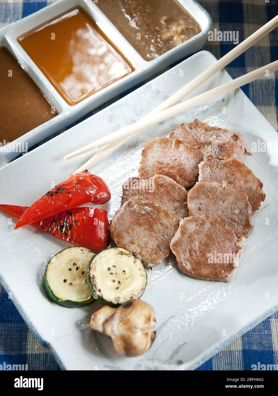 Japanese grilled meat hi-res stock photography and images - Alamy