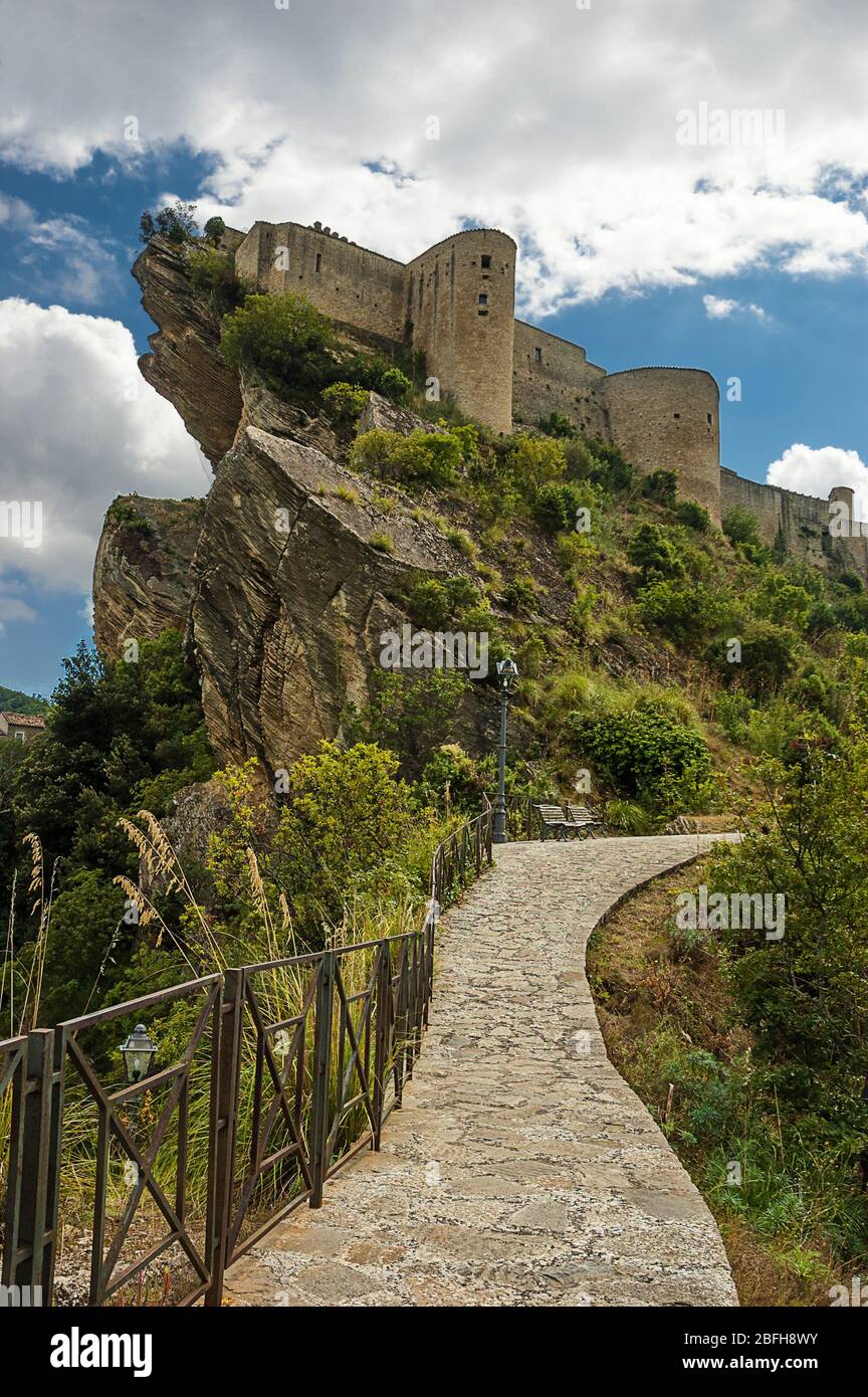 Castello di roccascalegna hi-res stock photography and images - Alamy