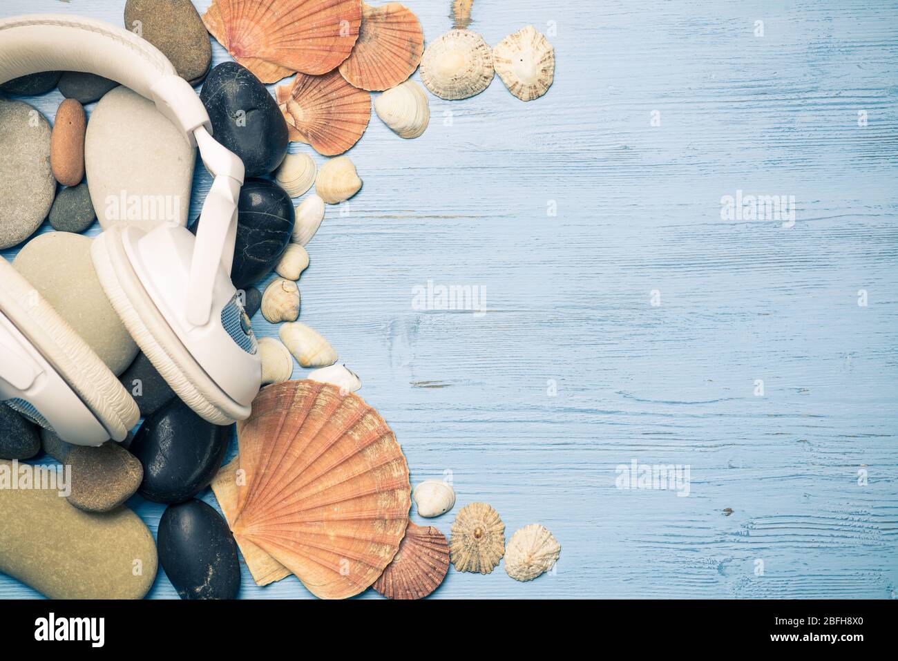 Summer objects for vacation Stock Photo - Alamy