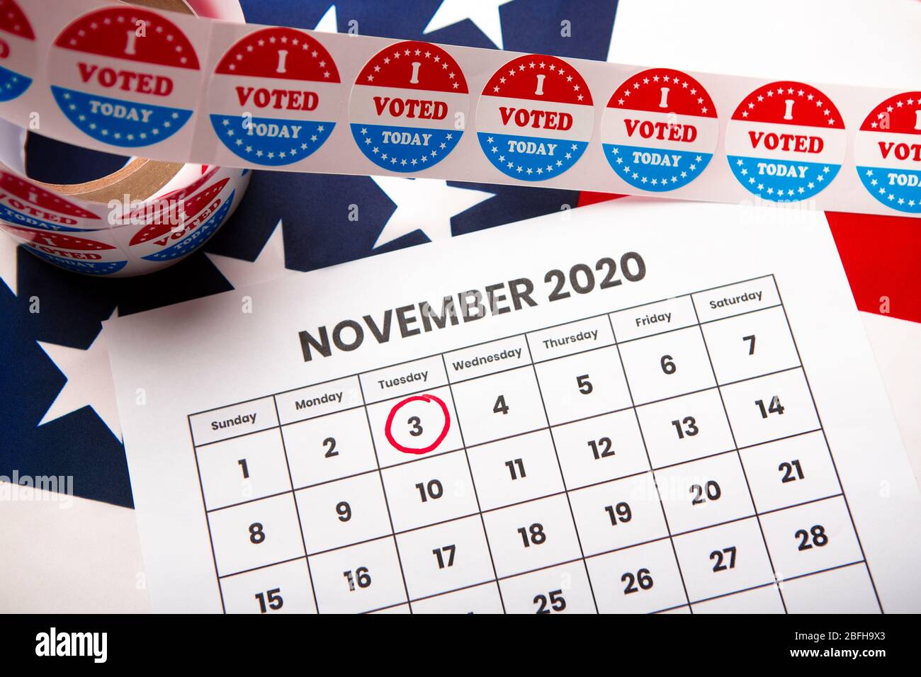 Patriot background with a calendar marked on November 3 Stock Photo - Alamy