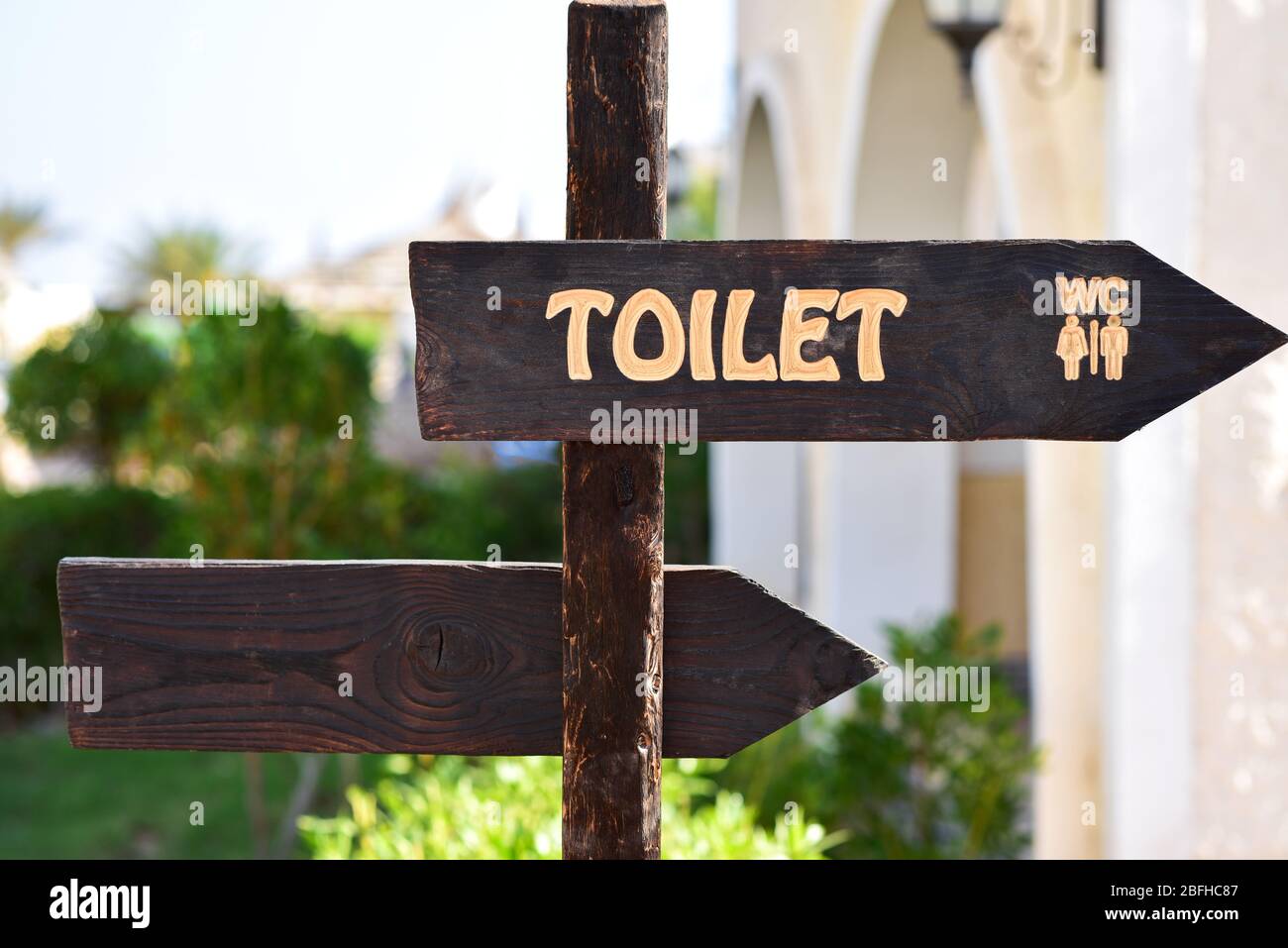 Hotel toilet sign hi-res stock photography and images - Alamy