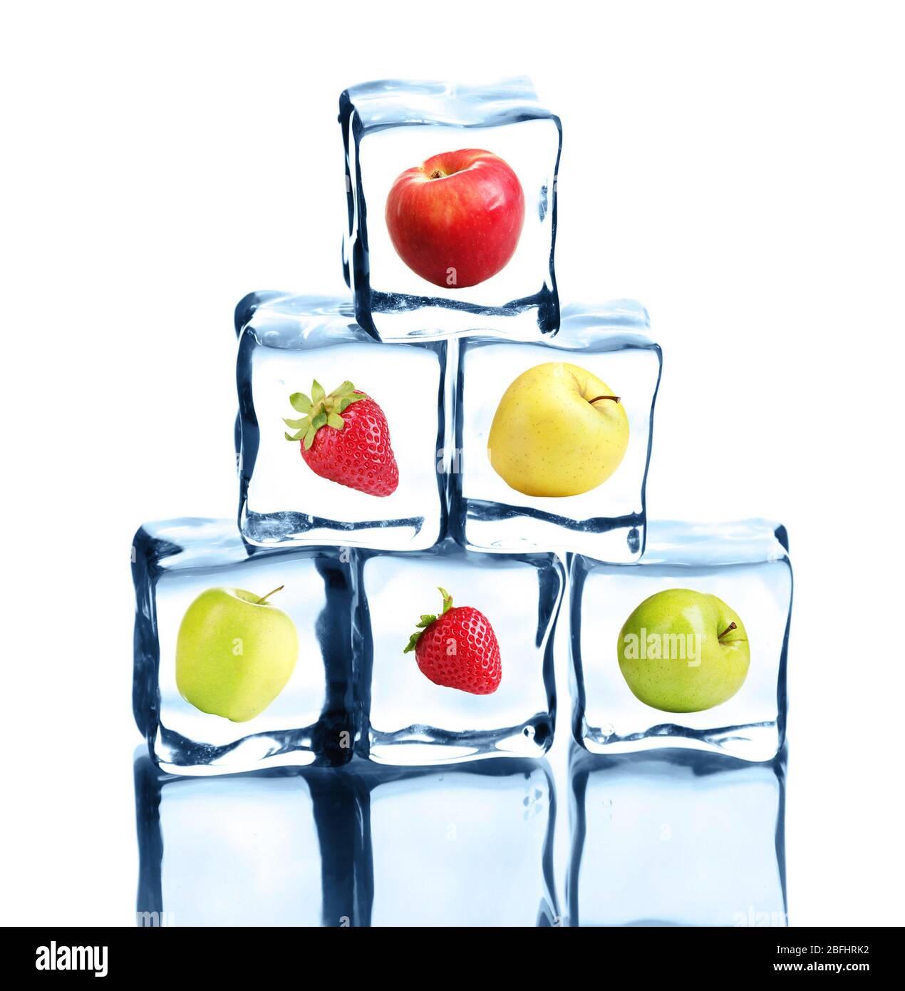 Melting ice cubes fruits hi-res stock photography and images - Alamy