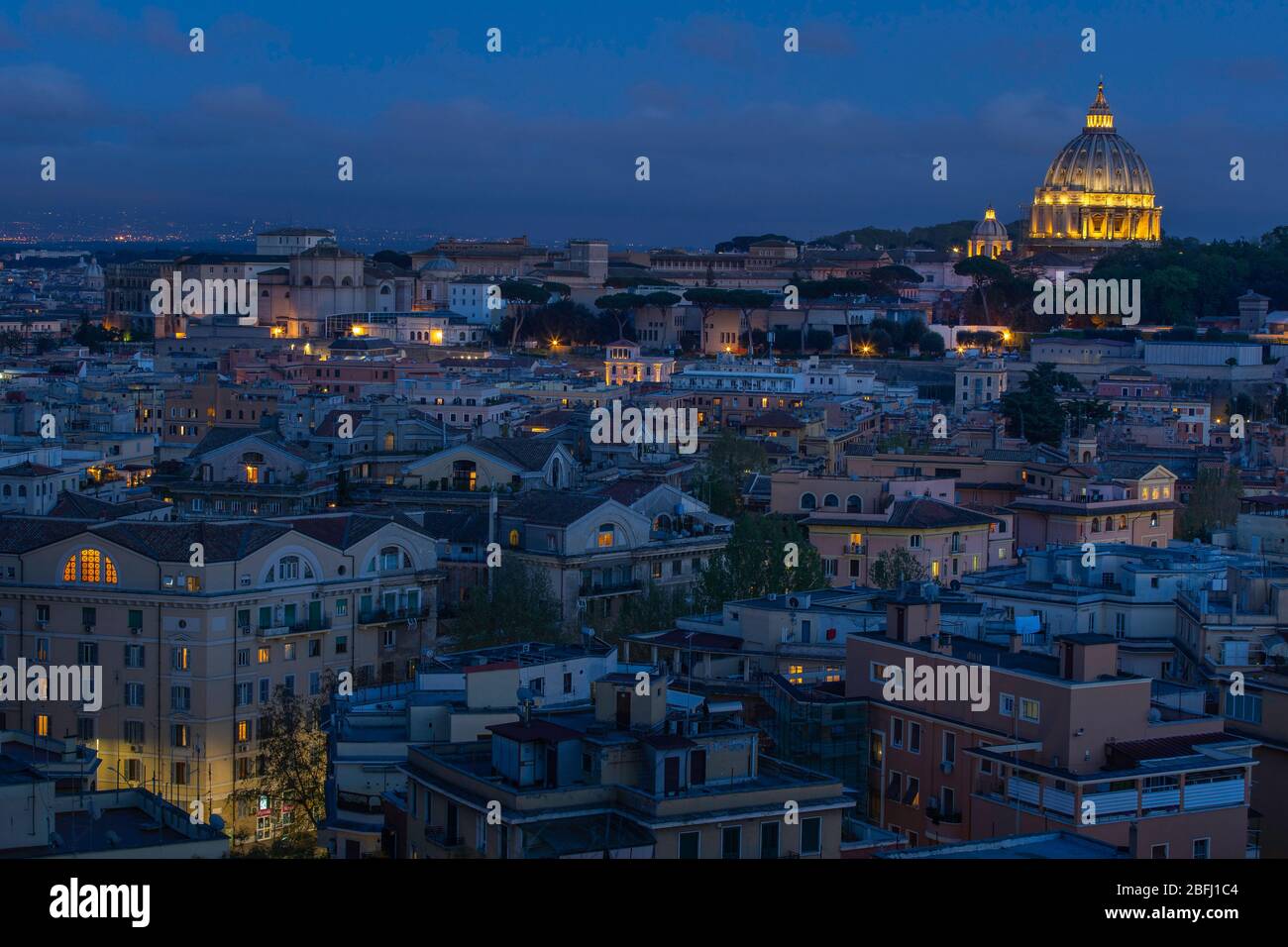 Aerial view of Rome city centre and Vatican City Stock Photo - Alamy