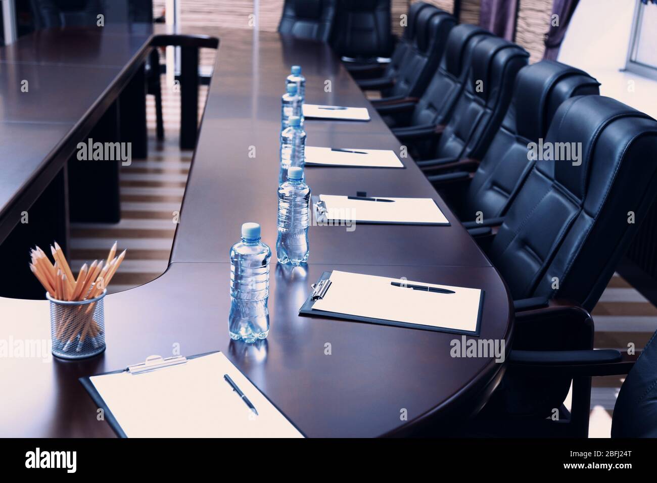 Interior of empty conference room Stock Photo - Alamy