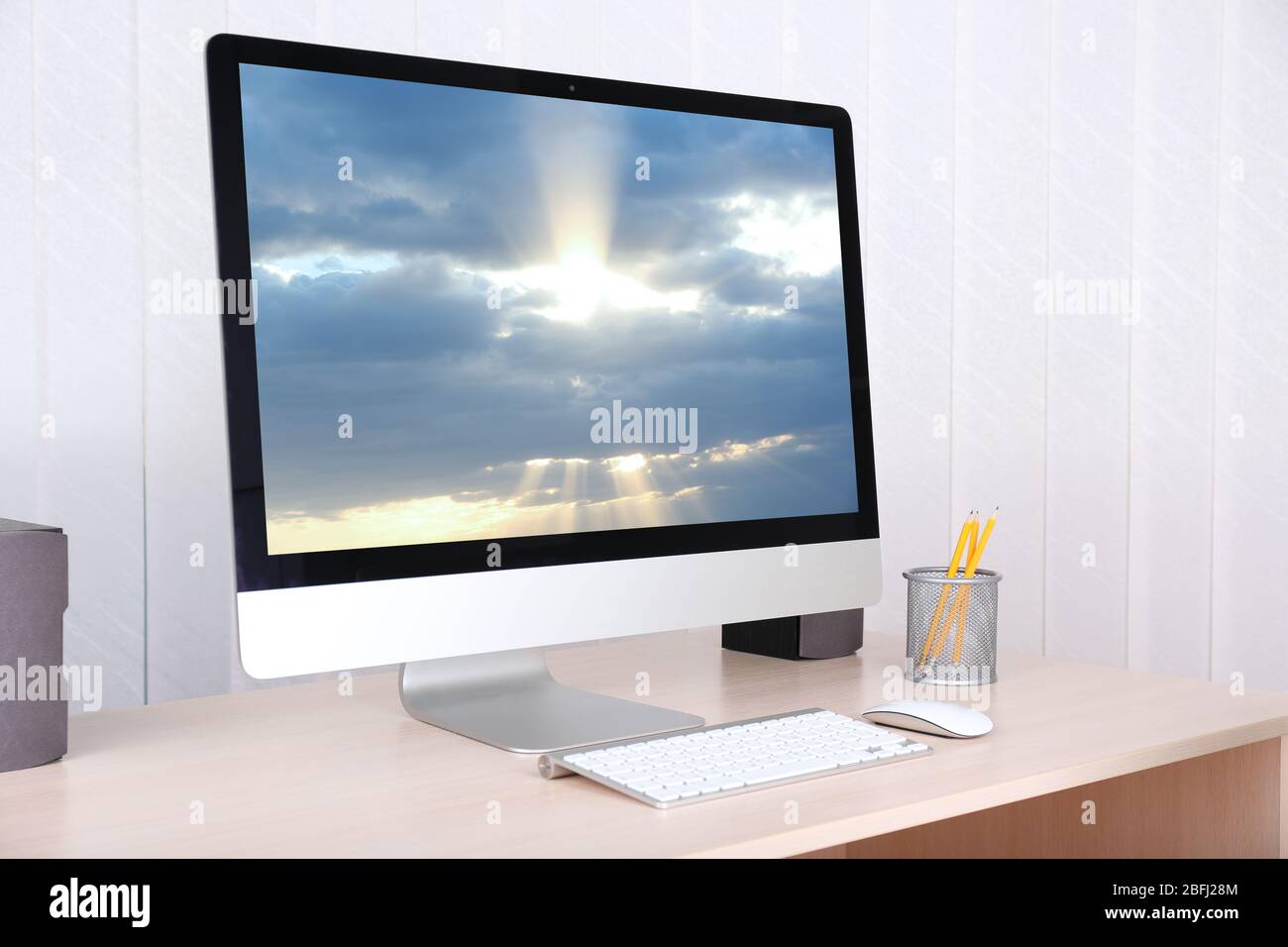 Screensaver monitor hi-res stock photography and images - Alamy