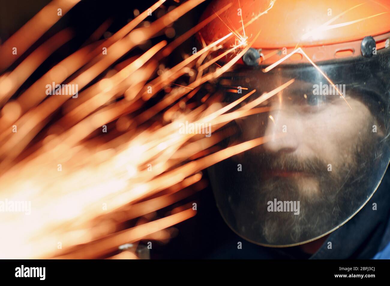 Face workshop hi-res stock photography and images - Alamy