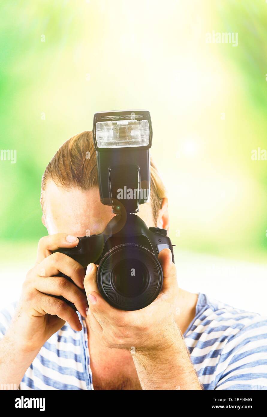 Young photographer pro hi-res stock photography and images - Alamy