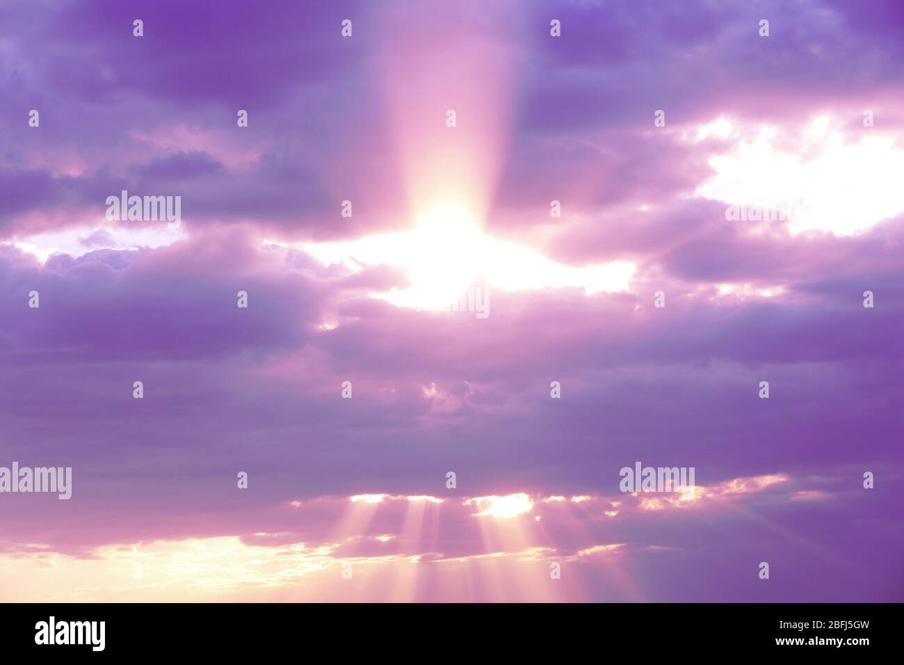 Lilac sky background with clouds Stock Photo - Alamy