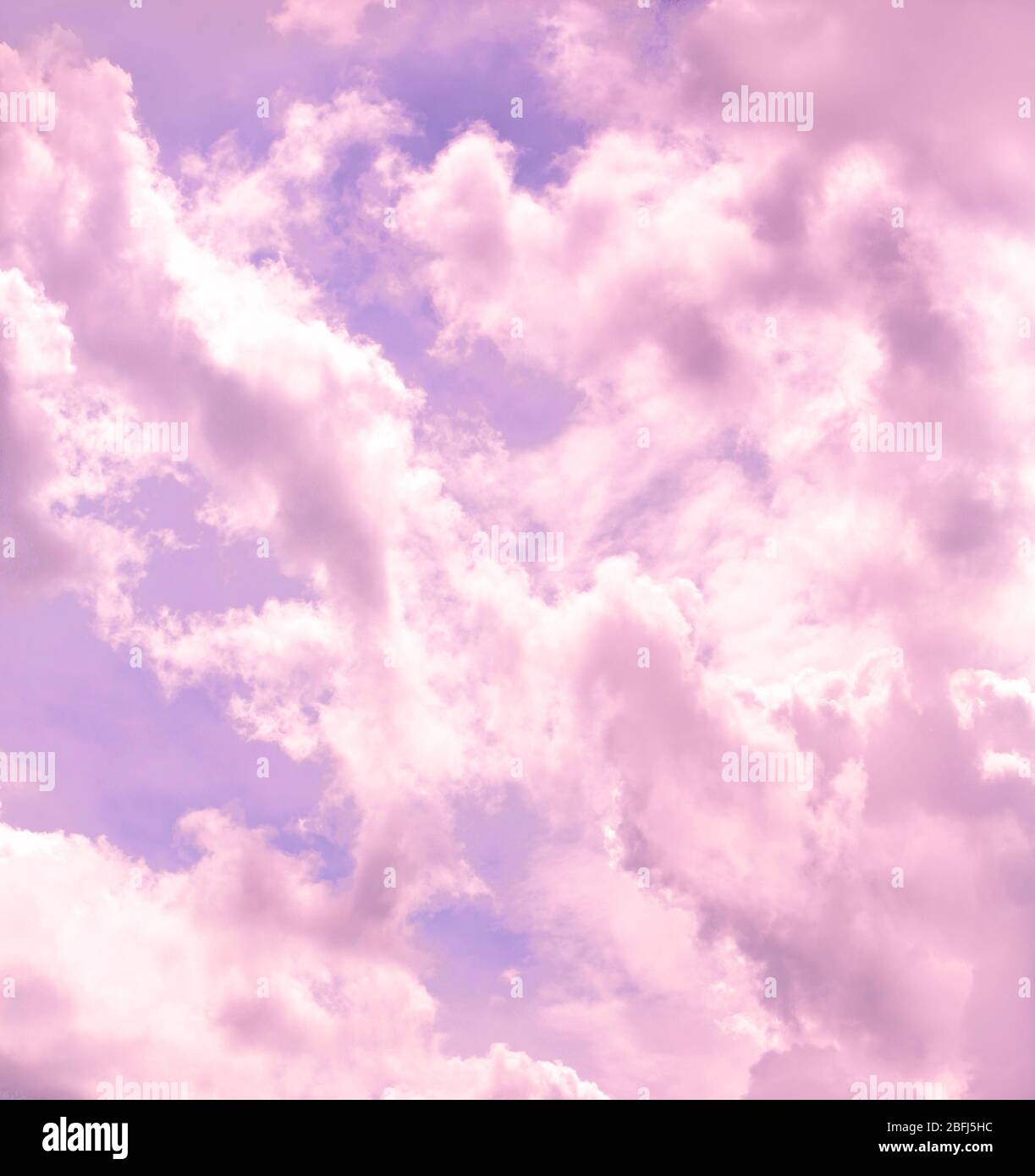 Lilac sky background with clouds Stock Photo - Alamy