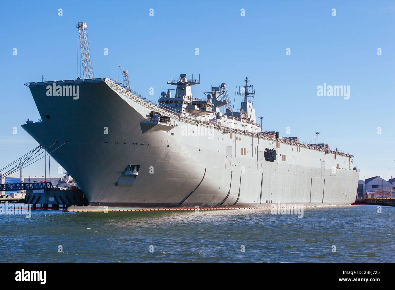 Hmas canberra hi-res stock photography and images - Alamy