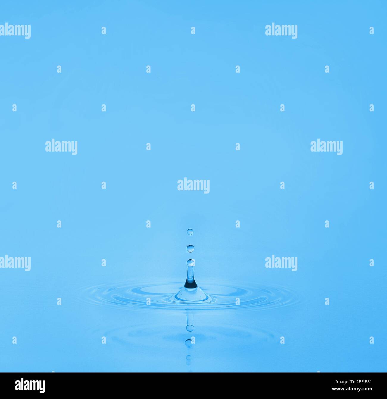 Water drop, close-up Stock Photo - Alamy