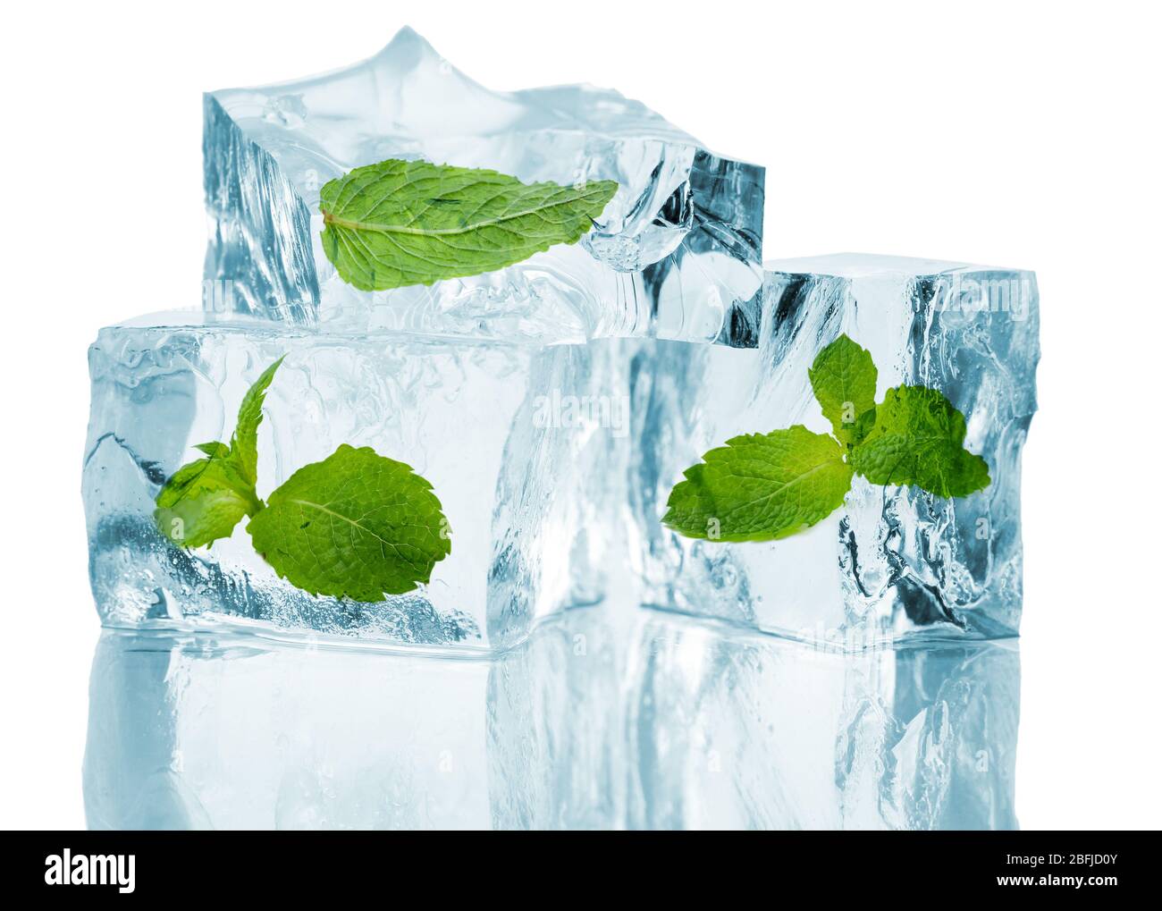 Ice cubes with mint, isolated on white Stock Photo - Alamy