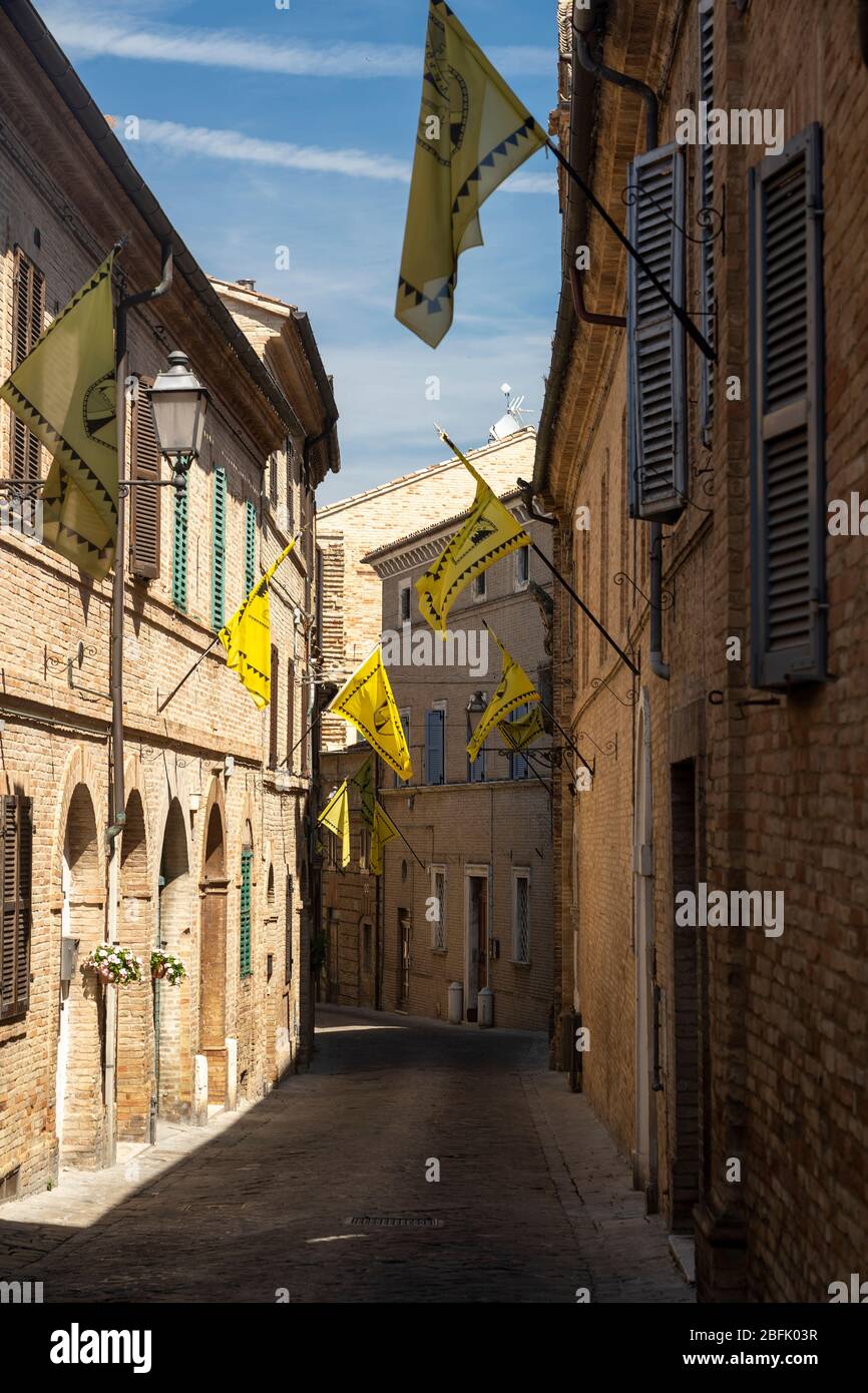 Treia, Macerata, Marches, Italy: a street of the historic town Stock ...