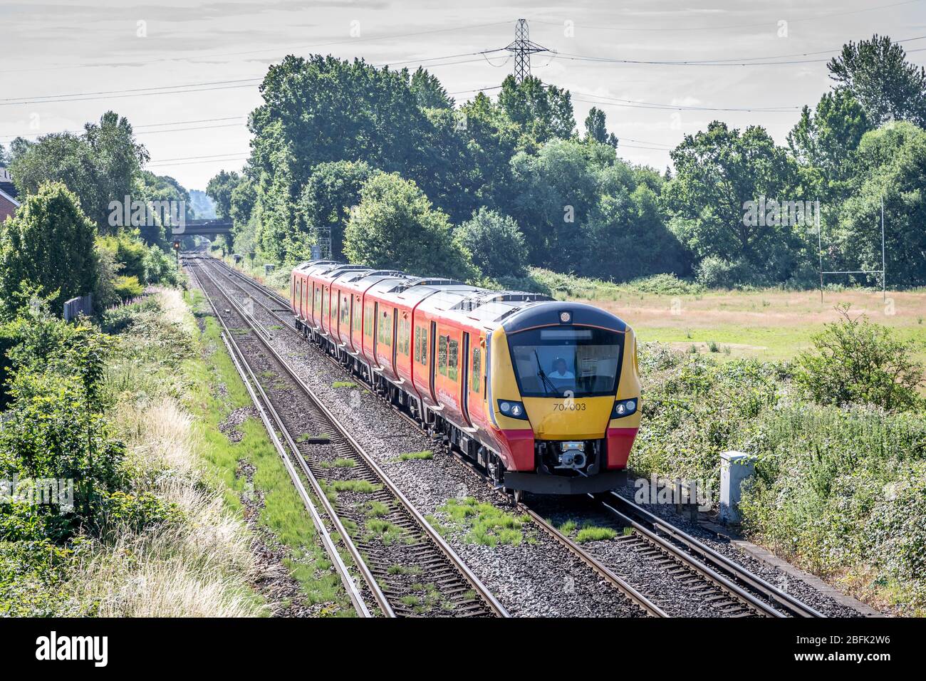 Desiro passenger train hi-res stock photography and images - Alamy
