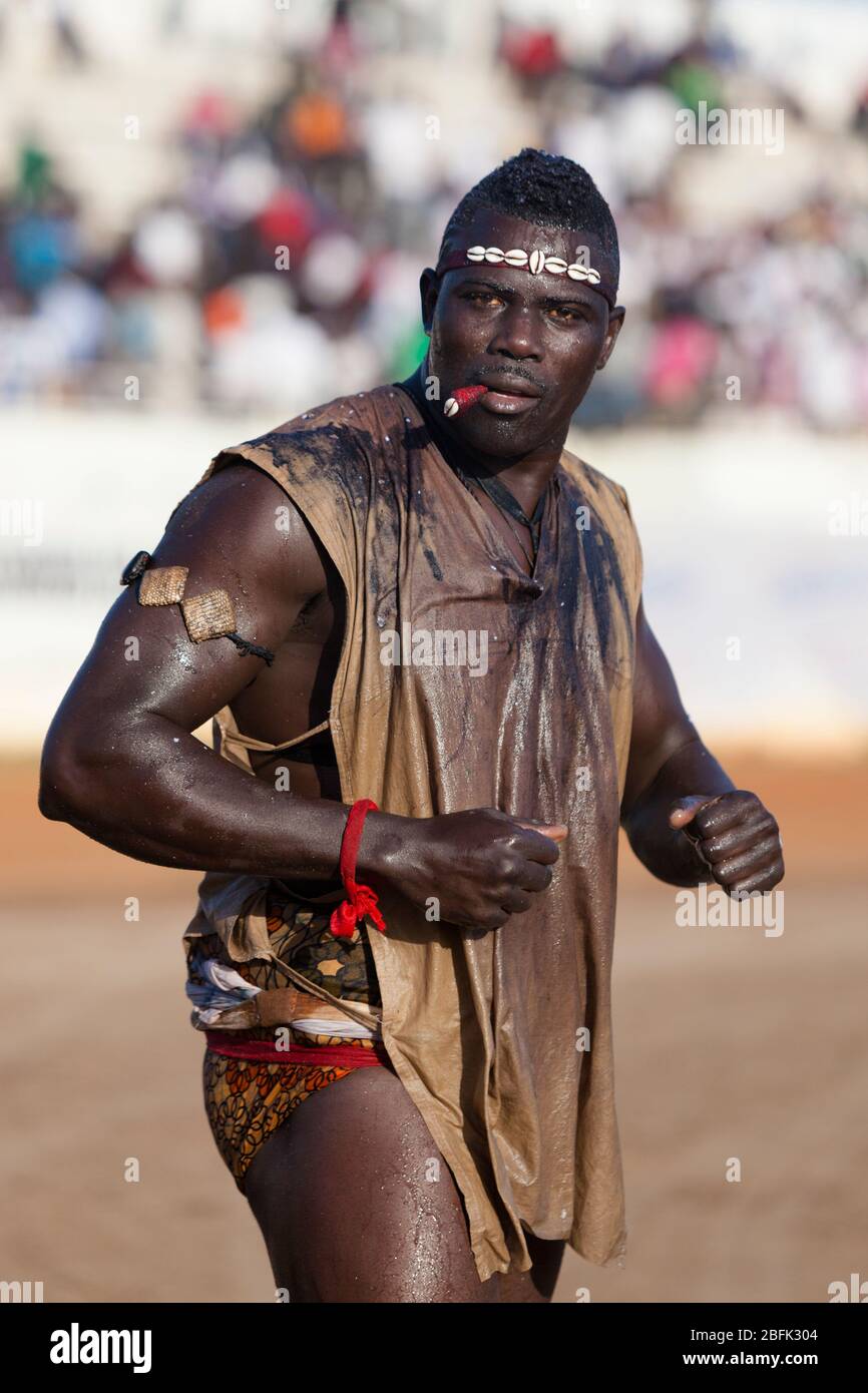 Senegalese wrestler hi-res stock photography and images - Alamy