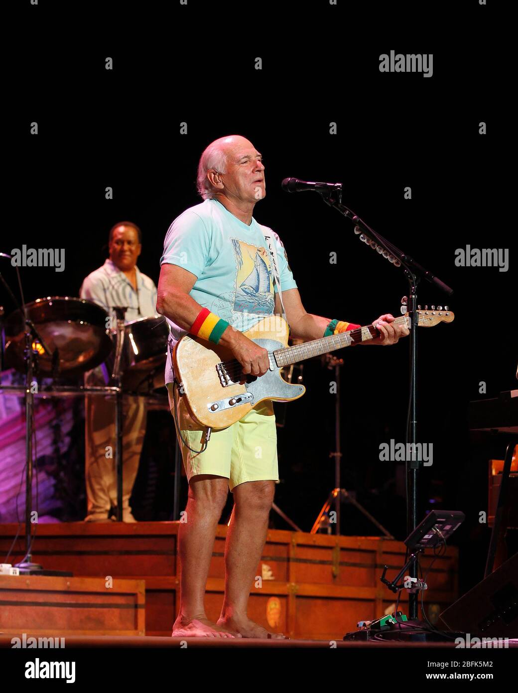 Jimmy buffett beach concert hi-res stock photography and images - Alamy