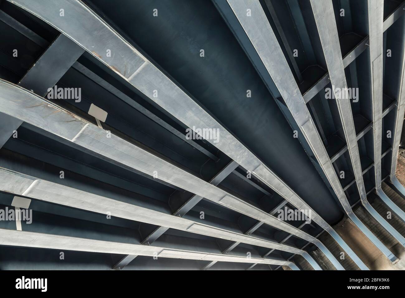 Steel beams of a railway bridge Stock Photo - Alamy