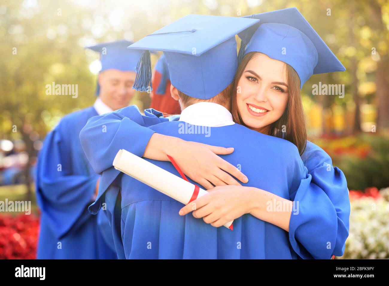 Graduated students hats hi-res stock photography and images - Alamy