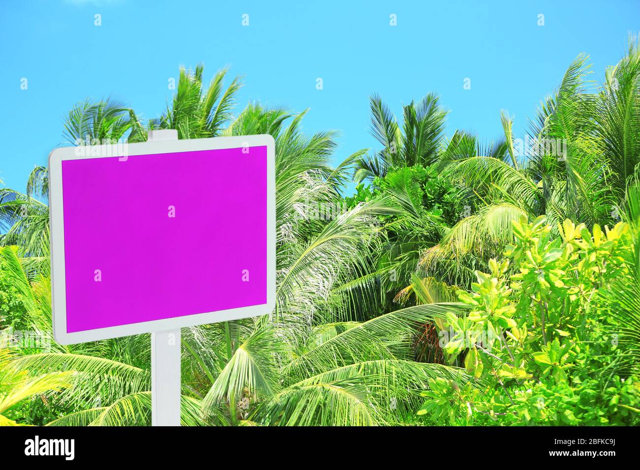 Wooden sign board on nature background Stock Photo - Alamy