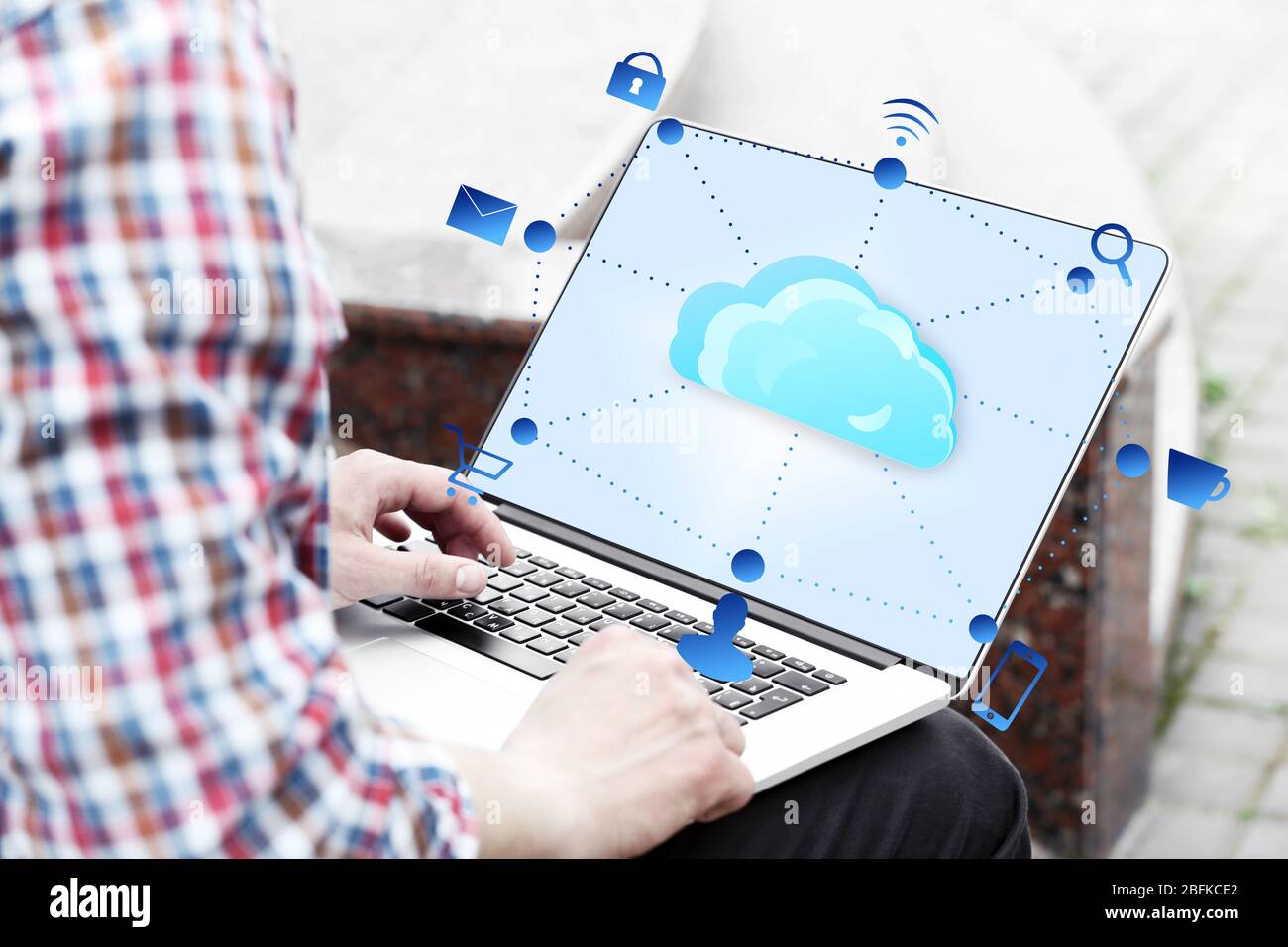 Man working with cloud computing diagram, modern technology concept ...