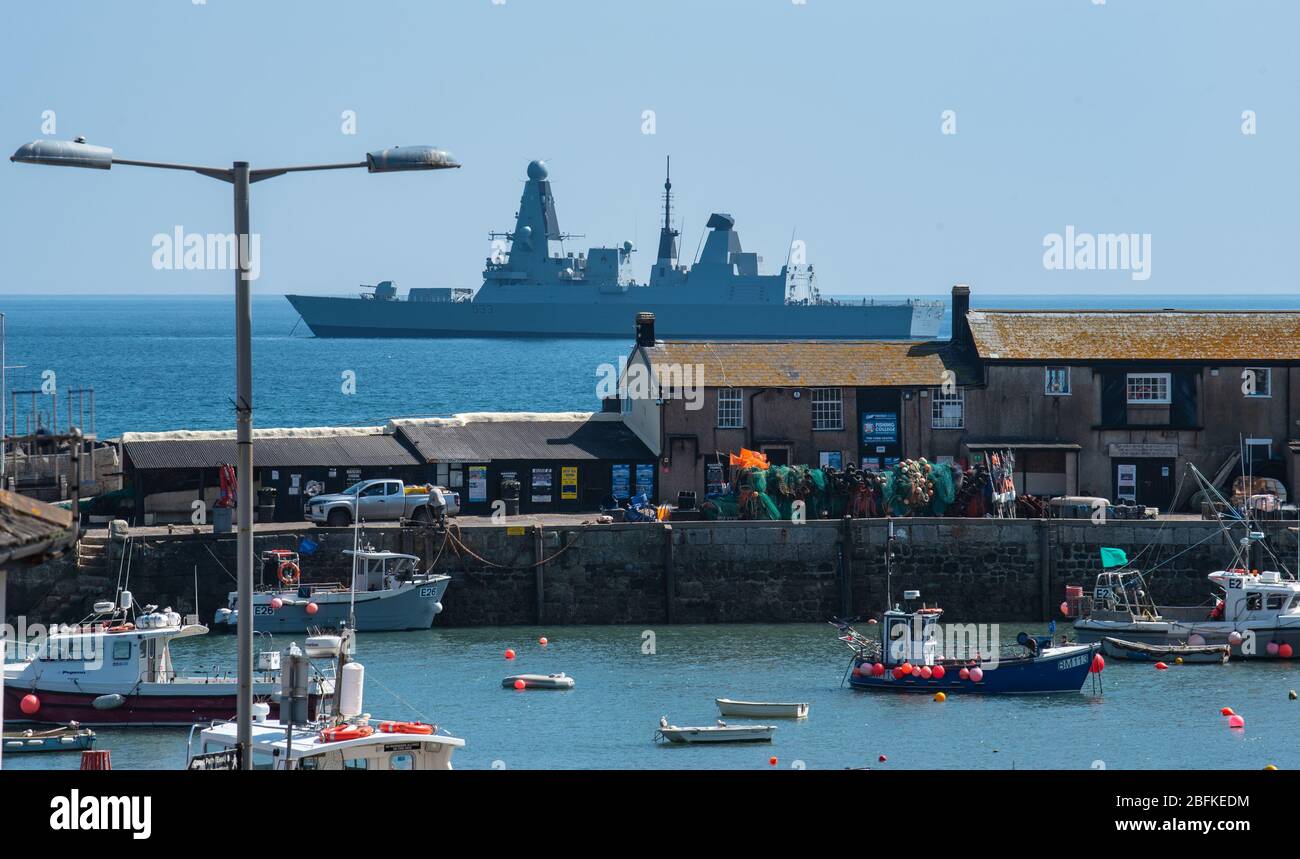 Warship warship hi-res stock photography and images - Alamy