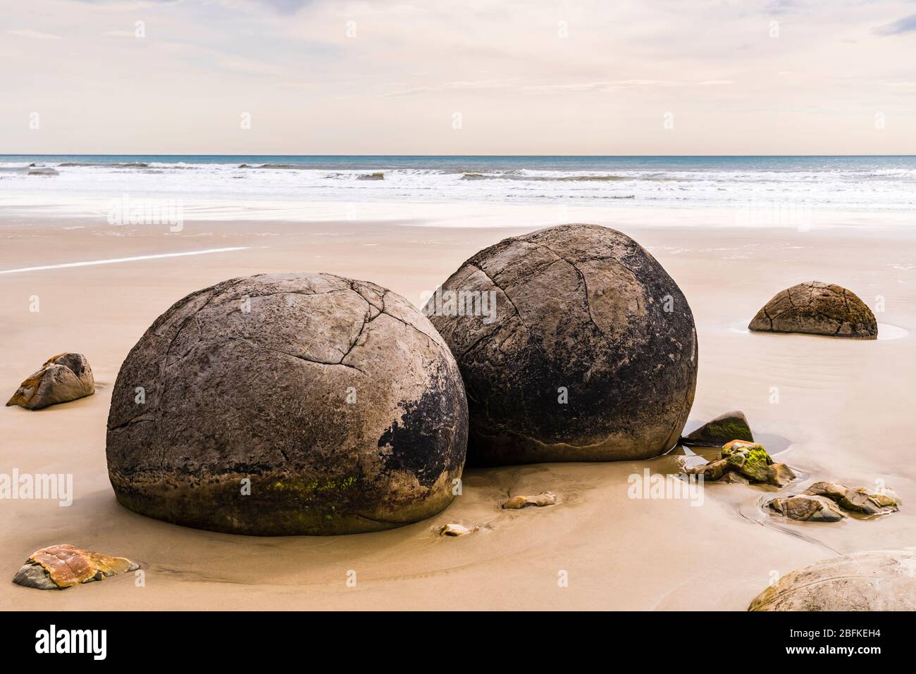 Rock formation boulders two hi-res stock photography and images - Alamy