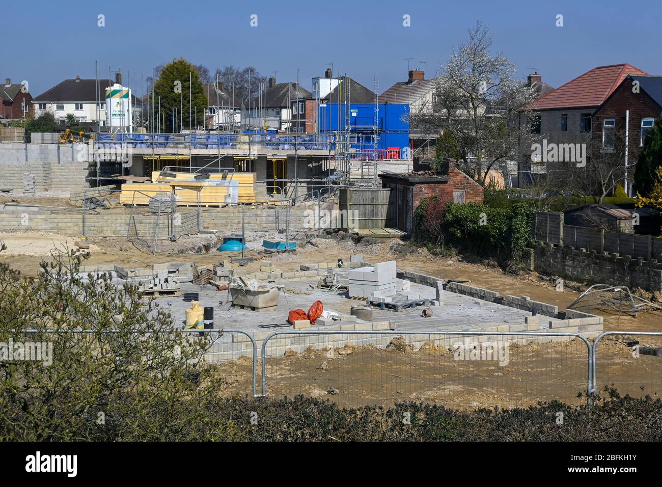 Building site closed during Coronavirus lockdown 2020 Stock Photo - Alamy