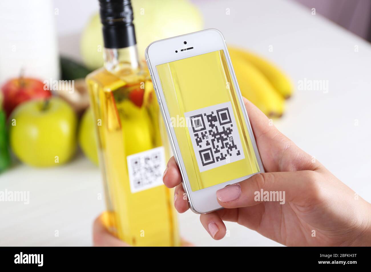 Picking up envelope hi-res stock photography and images - Alamy