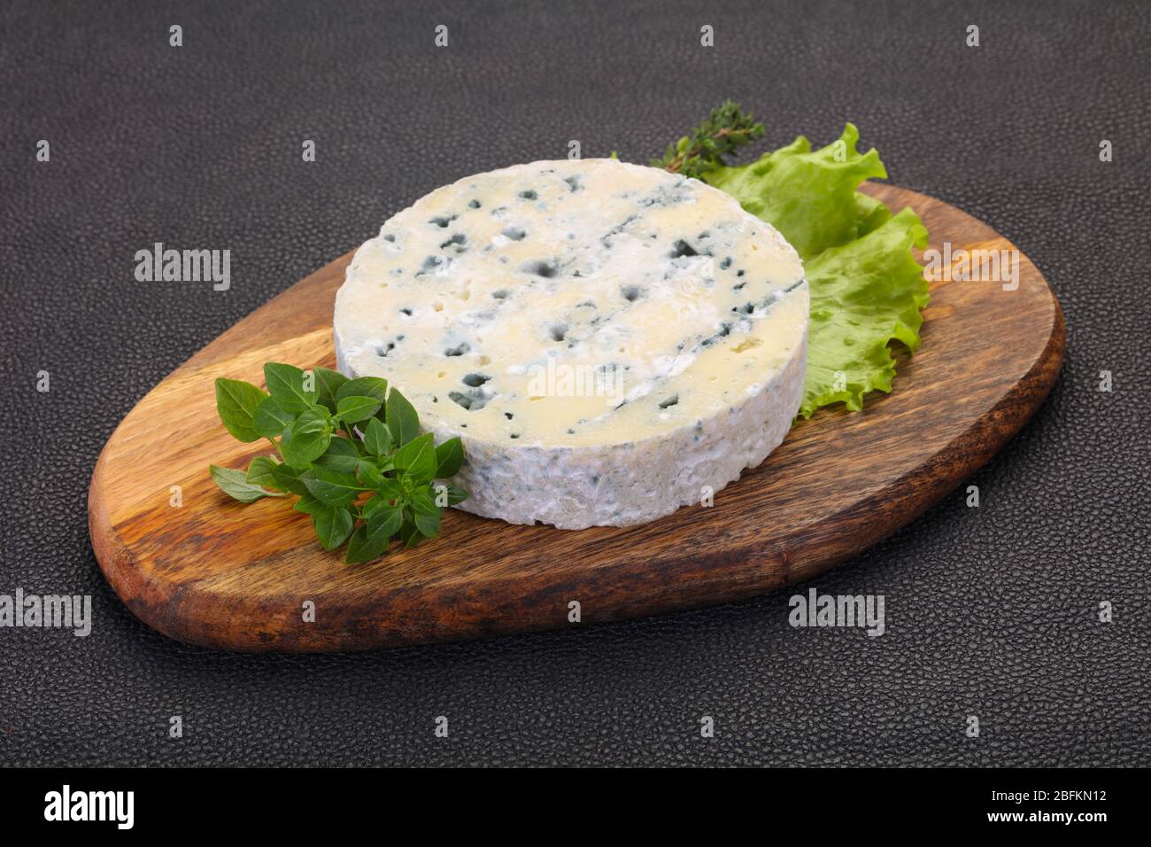 English cheeseboard hi-res stock photography and images - Alamy