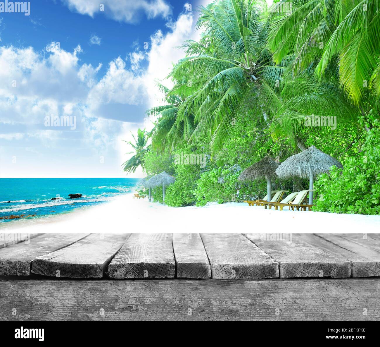 Wooden pier with beautiful sea or ocean background Stock Photo - Alamy