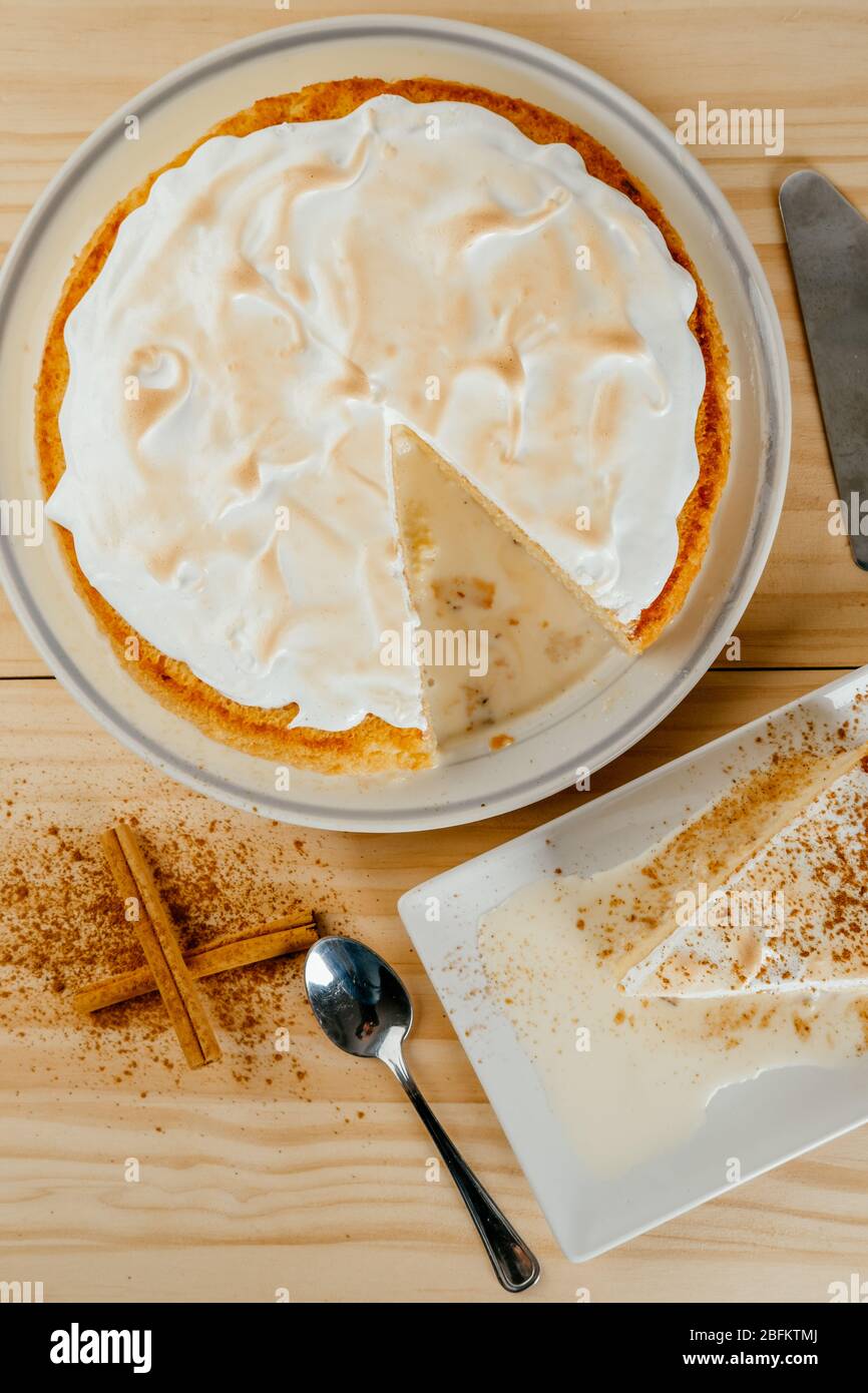 Nicaragua tres leches cake hi-res stock photography and images - Alamy