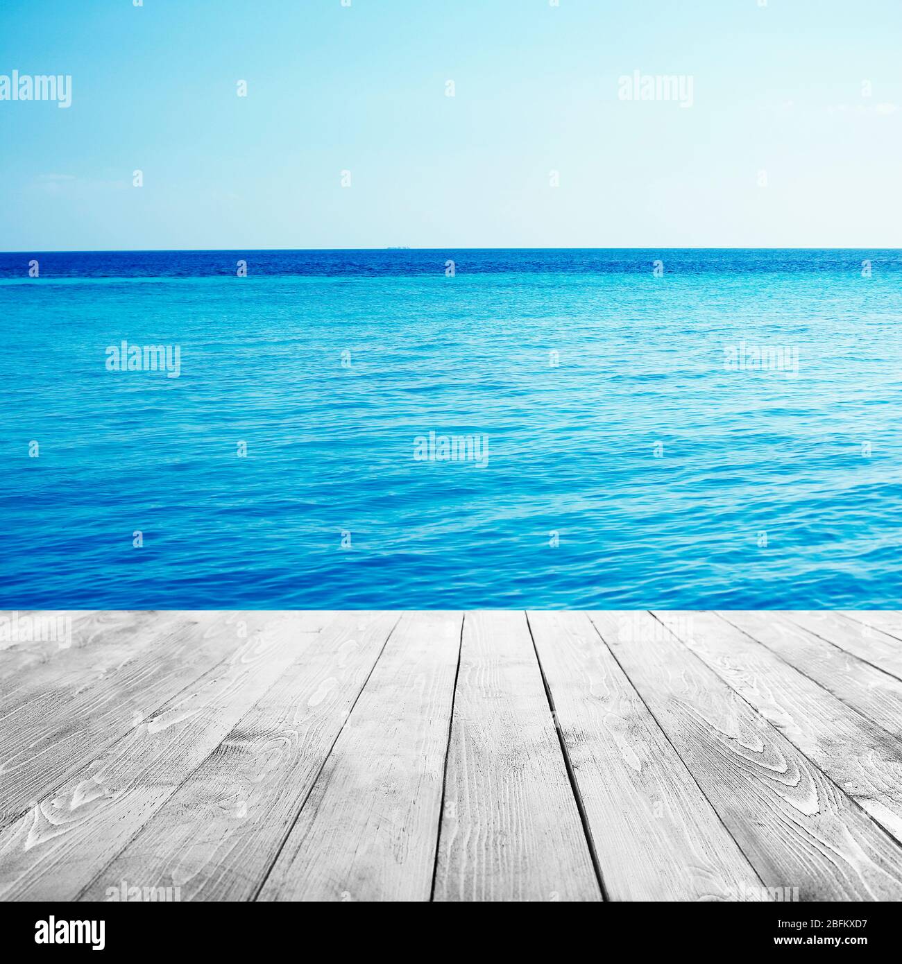Wooden pier with beautiful sea or ocean background Stock Photo - Alamy