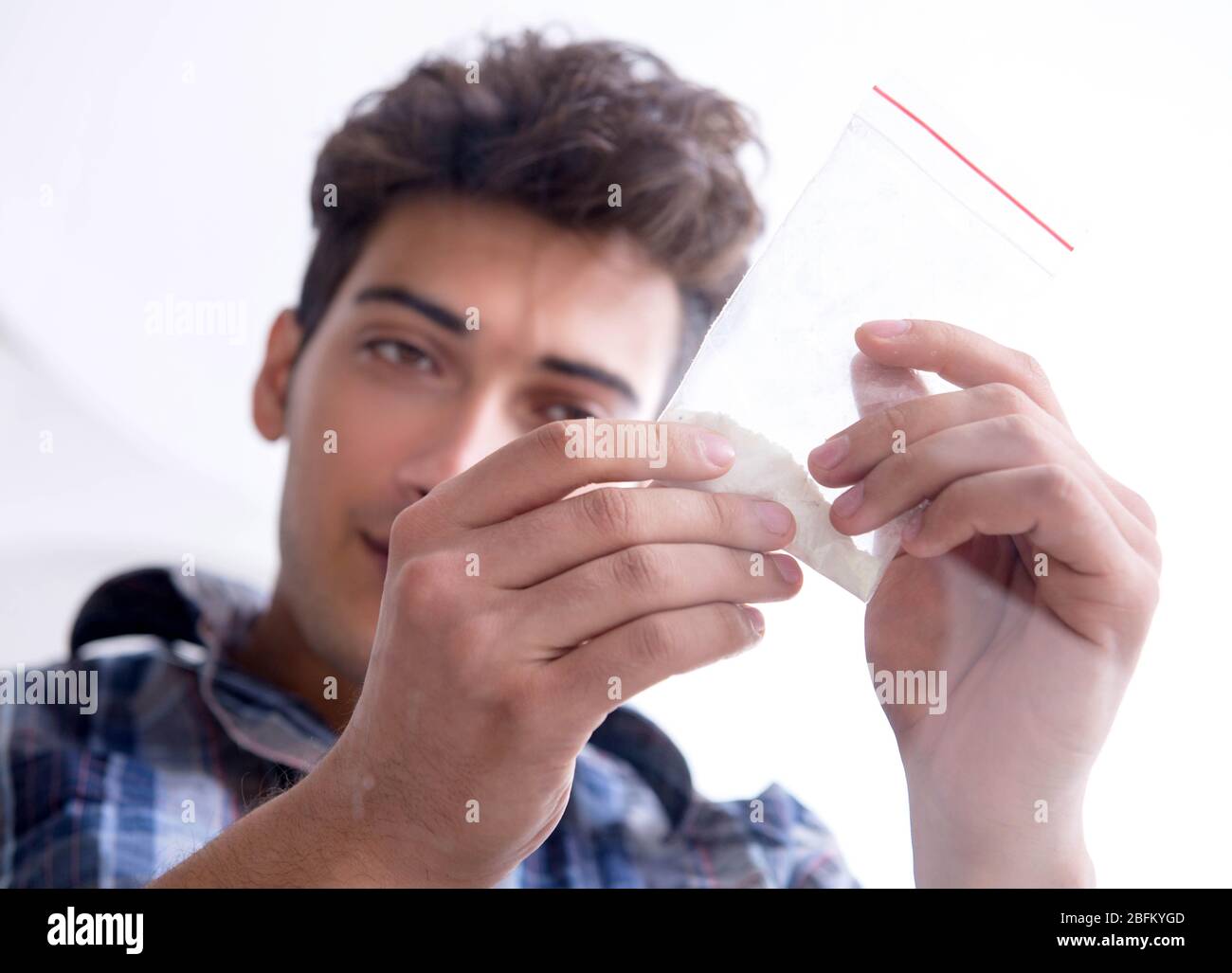 Cocaine sniffing business hi-res stock photography and images - Alamy