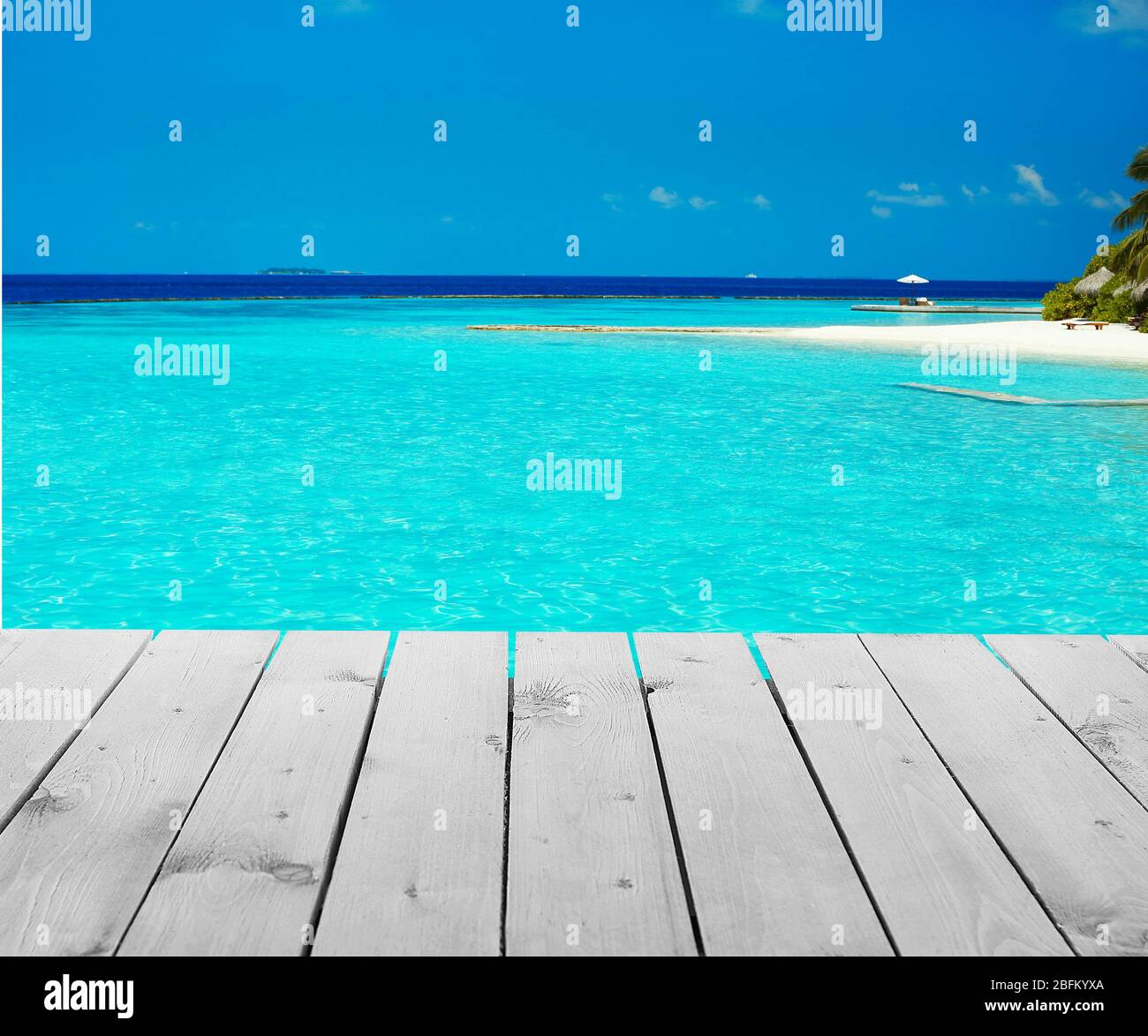 Wooden pier with beautiful sea or ocean background Stock Photo - Alamy